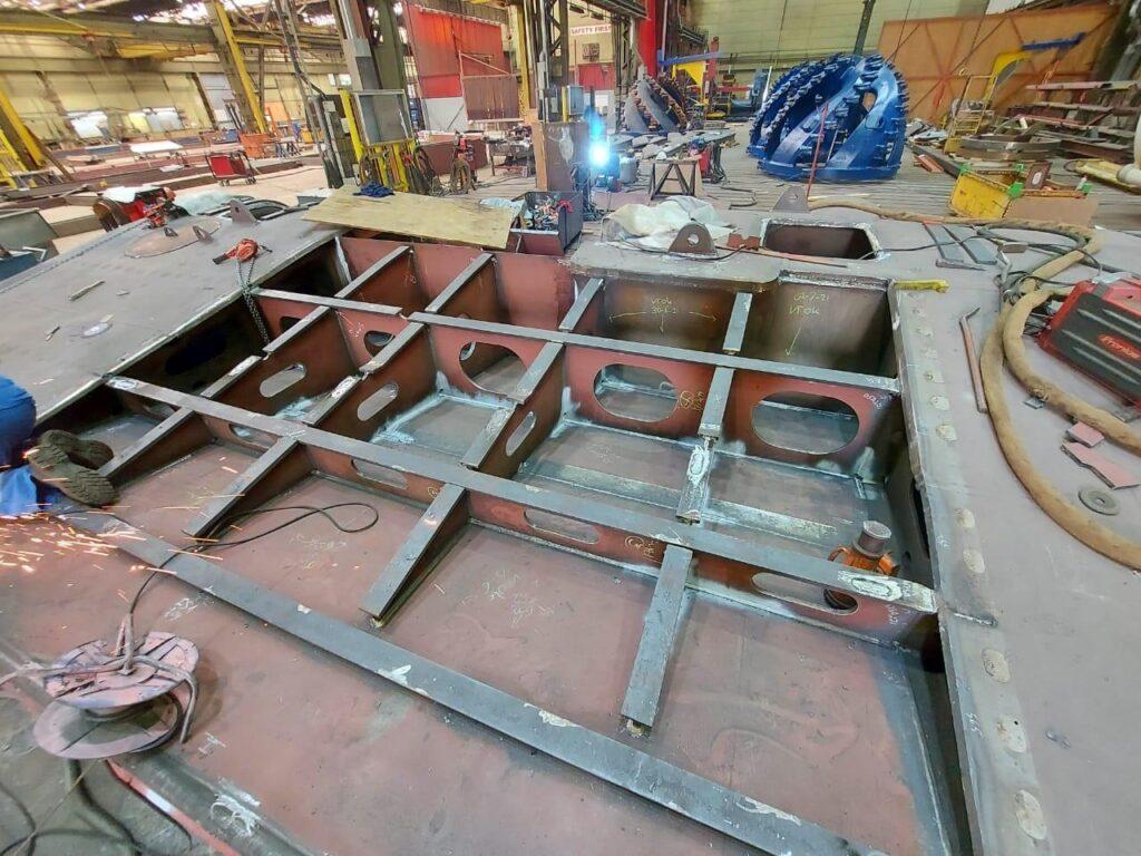 Major damage in way of propeller and rudder assembly - Evdemon & Partners