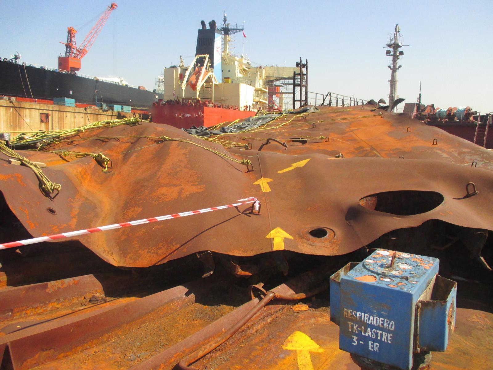 Chemical / Oil Tanker Explosion in Cargo Tanks - Evdemon & Partners